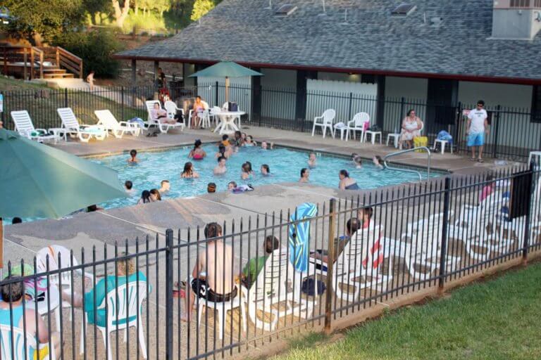 Pictures of Yosemite National Park | Yosemite Pines RV Resort and ...